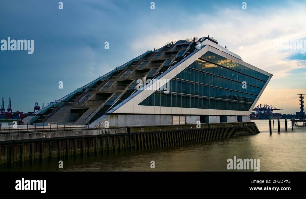 Building dockland Stock Videos & Footage - HD and 4K Video Clips - Alamy