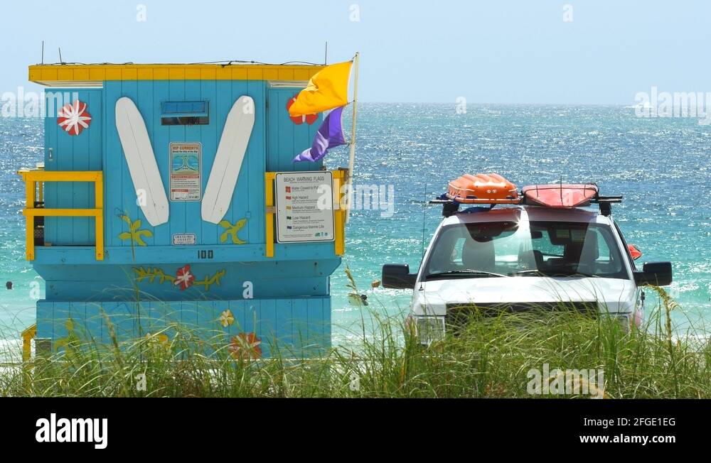 Miami beach lifeguard tower Stock Videos & Footage - HD and 4K Video ...