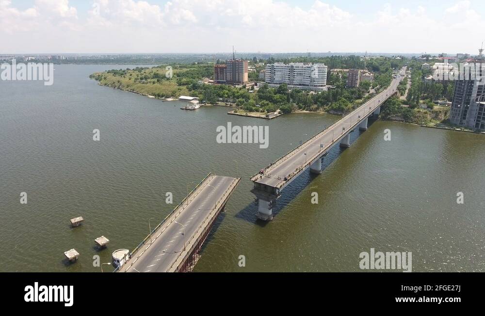 Bridge beam lift Stock Videos & Footage - HD and 4K Video Clips - Alamy