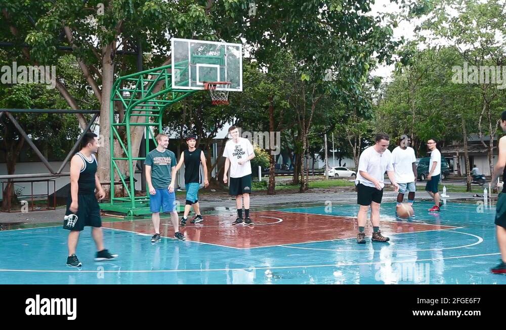 Point pass Stock Videos & Footage - HD and 4K Video Clips - Alamy