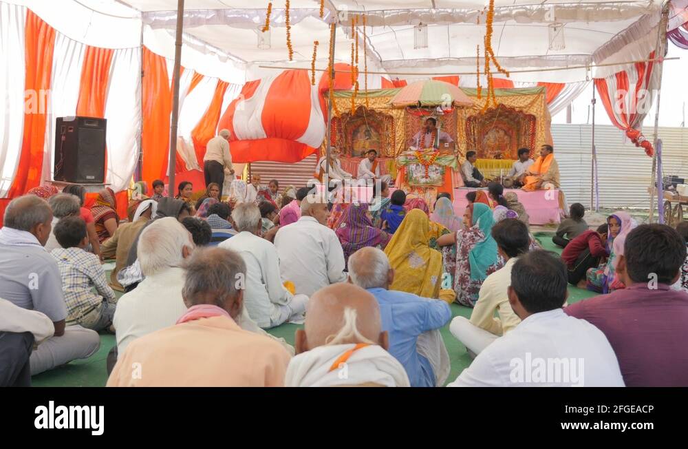 Crowd hindu festival allahabad Stock Videos & Footage - HD and 4K Video ...