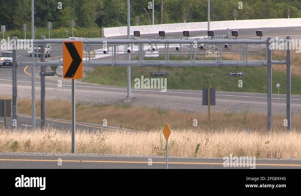 Toll road canada Stock Videos & Footage - HD and 4K Video Clips - Alamy