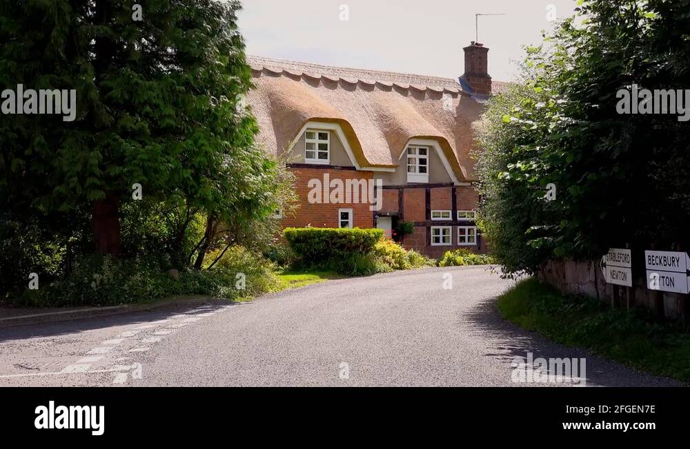 Old english country lane Stock Videos & Footage - HD and 4K Video Clips ...