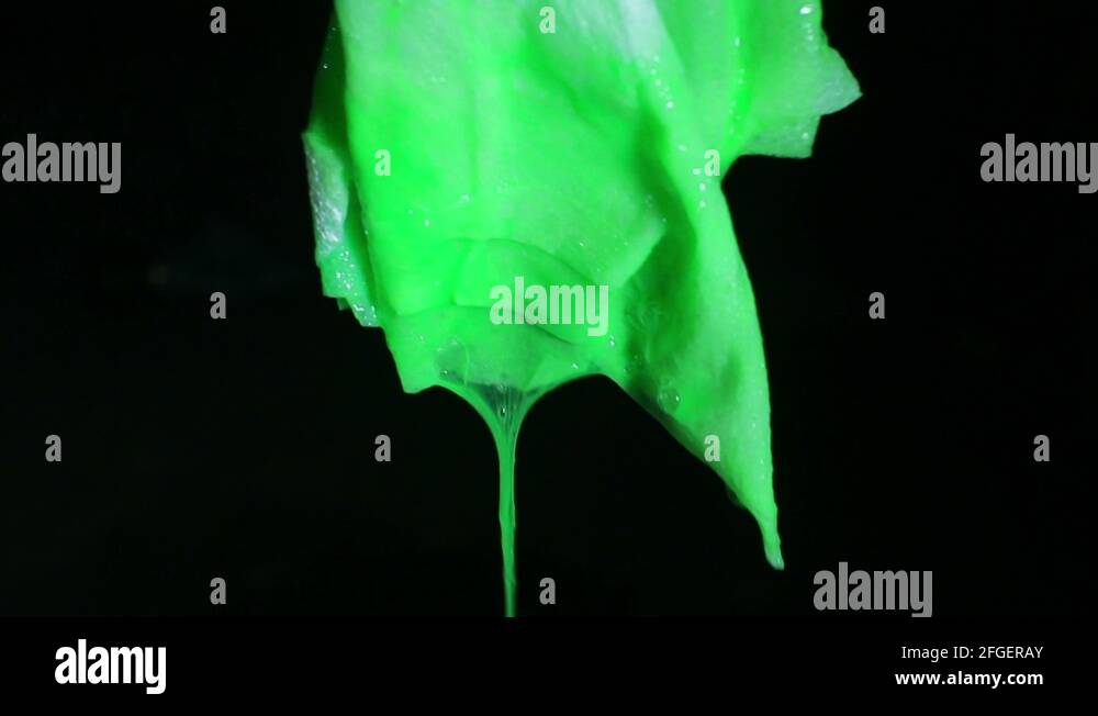 Green gross Stock Videos & Footage - HD and 4K Video Clips - Alamy