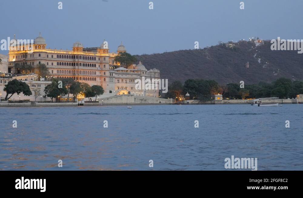 Udaipur city lights Stock Videos & Footage - HD and 4K Video Clips - Alamy