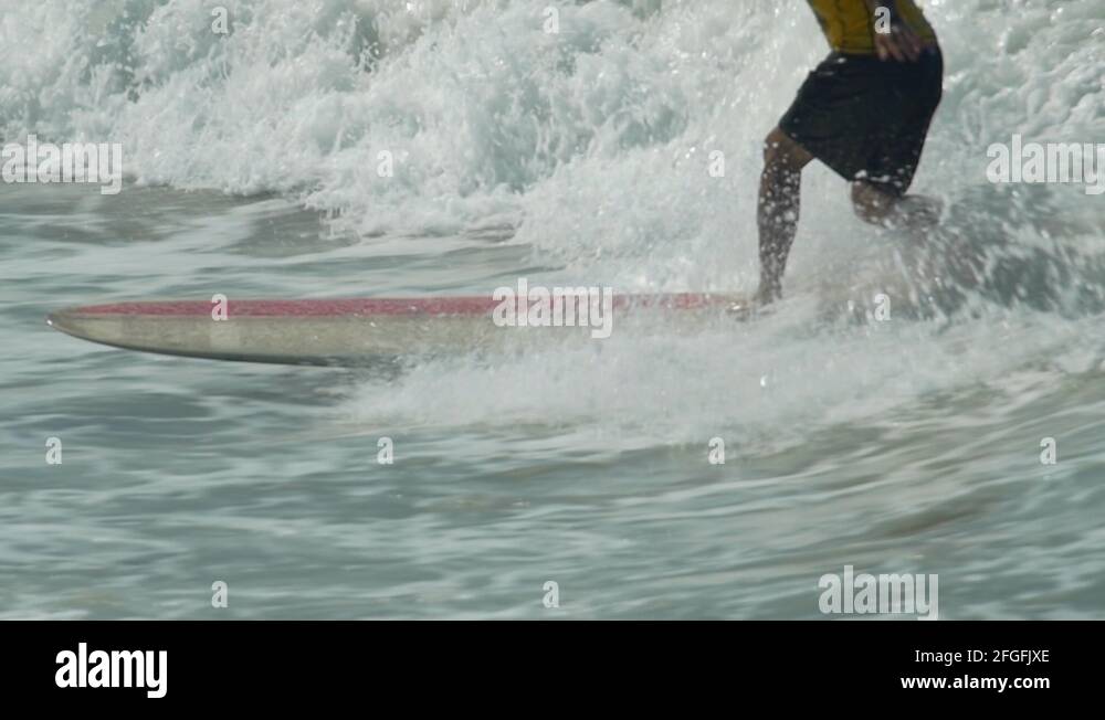 Bottom turn surf Stock Videos & Footage - HD and 4K Video Clips - Alamy