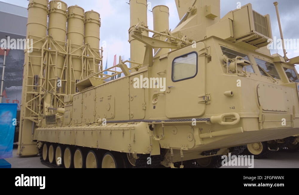 Russian anti-aircraft missile system of large and medium-range air ...