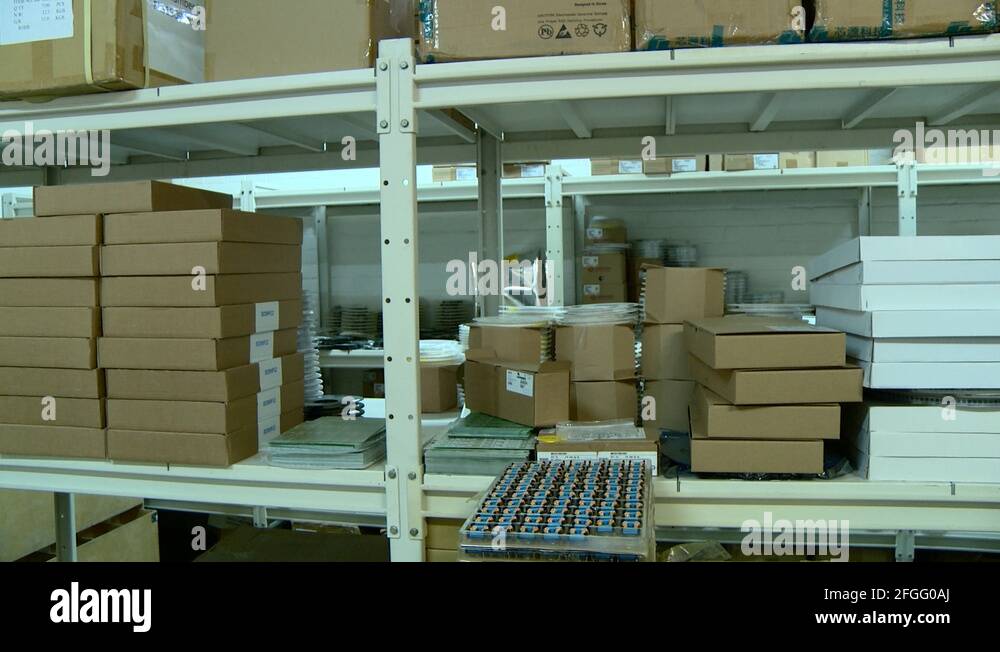 Pan boxes Stock Videos & Footage - HD and 4K Video Clips - Alamy
