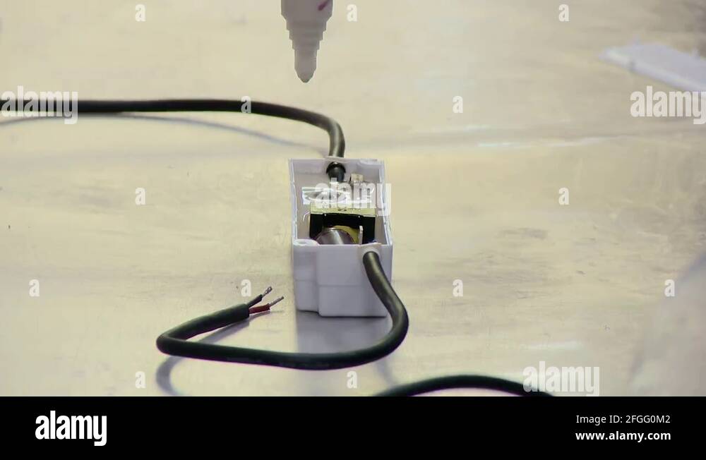 Power supply fuse Stock Videos & Footage - HD and 4K Video Clips - Alamy
