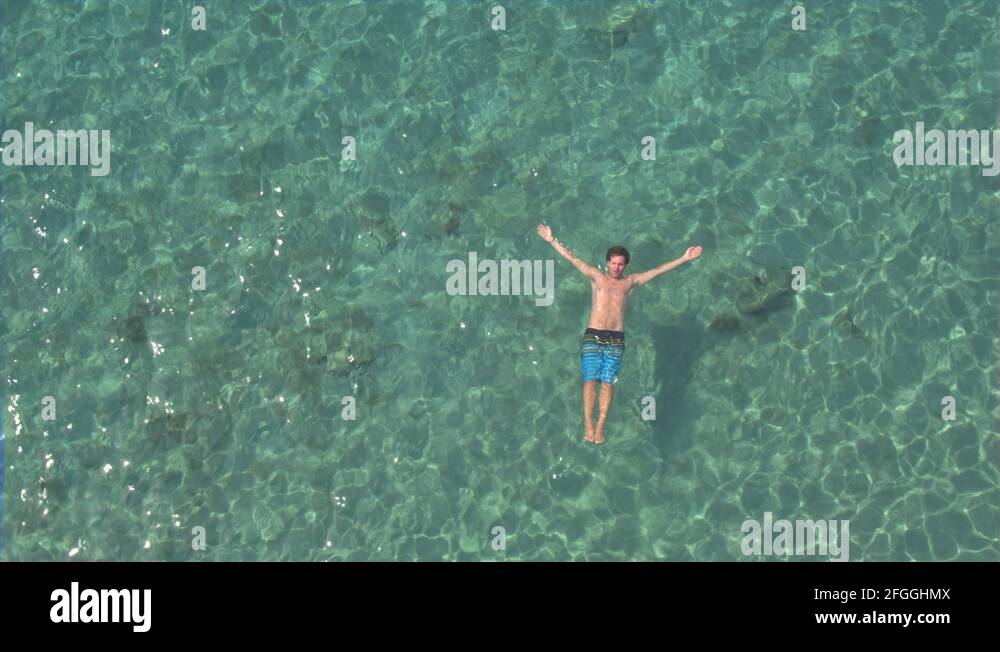 Starfish float Stock Videos & Footage - HD and 4K Video Clips - Alamy