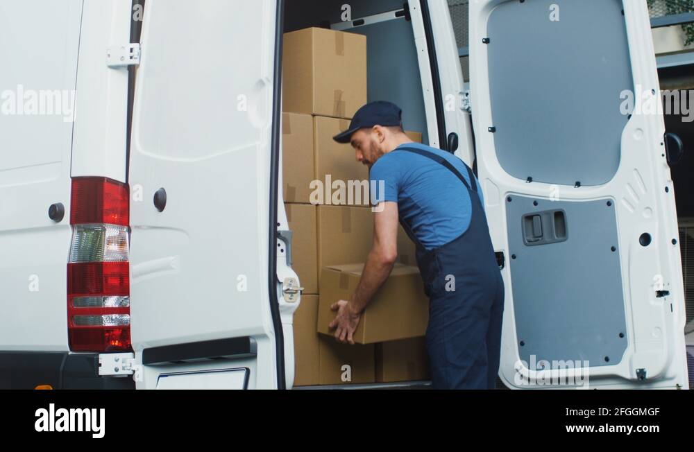 Delivery man box van Stock Videos & Footage - HD and 4K Video Clips - Alamy