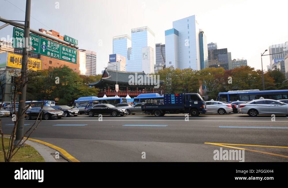 Buses in traffic jam Stock Videos & Footage - HD and 4K Video Clips - Alamy