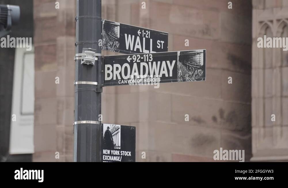Broadway and wall st Stock Videos & Footage - HD and 4K Video Clips - Alamy