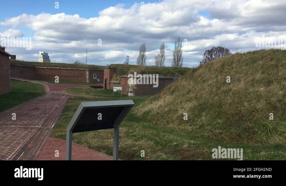 Cannons at fort Stock Videos & Footage - HD and 4K Video Clips - Alamy