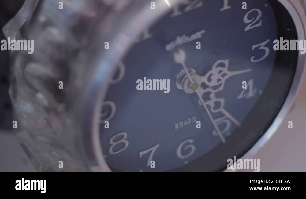Stopped clock Stock Videos & Footage - HD and 4K Video Clips - Alamy