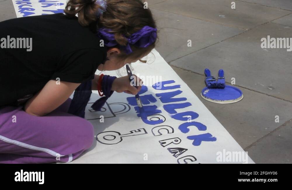 Purple protest Stock Videos & Footage - HD and 4K Video Clips - Alamy