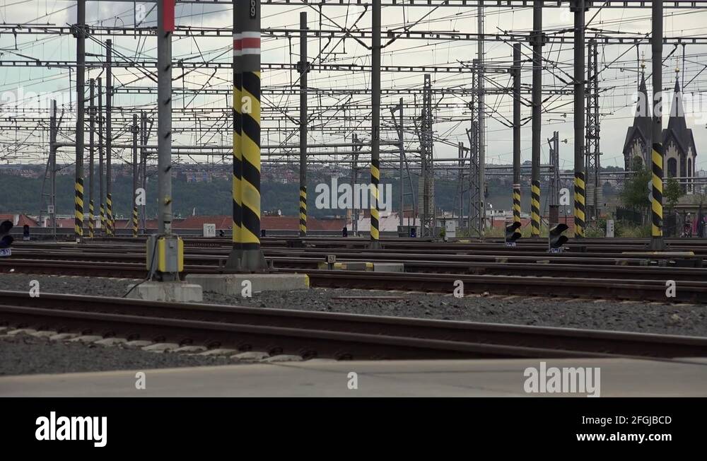 Electric rail system Stock Videos & Footage - HD and 4K Video Clips - Alamy