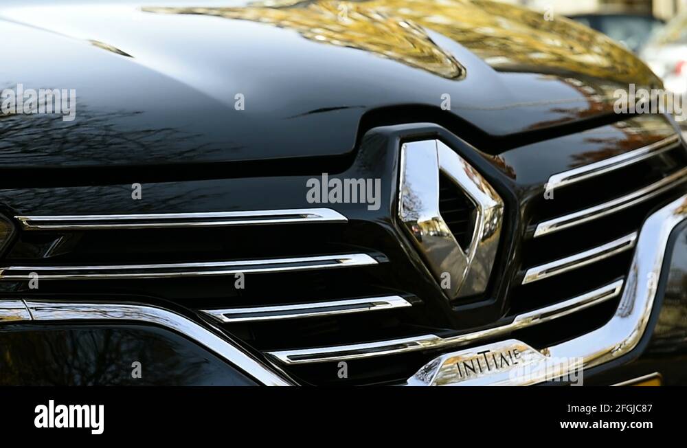 Luxury renault Stock Videos & Footage - HD and 4K Video Clips - Alamy