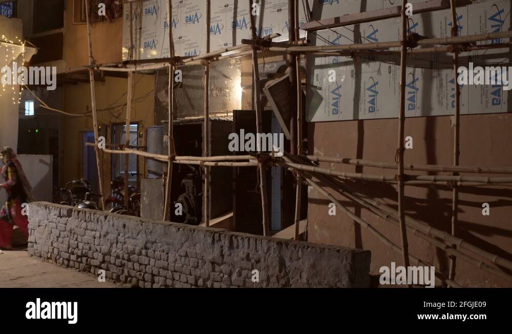 Unsafe building site Stock Videos & Footage - HD and 4K Video Clips - Alamy