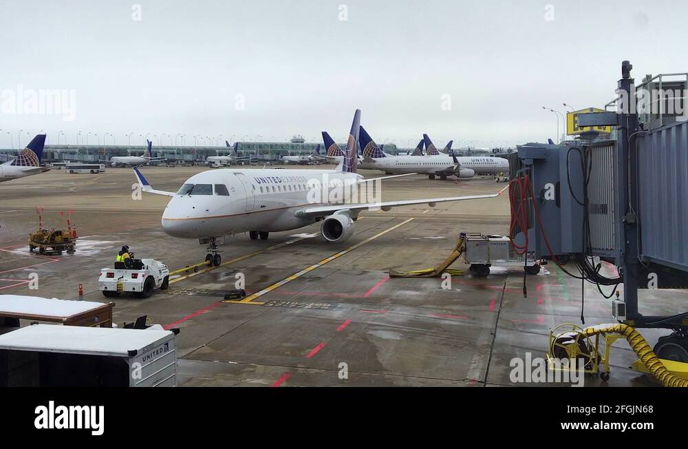 Busy airspace Stock Videos & Footage - HD and 4K Video Clips - Alamy