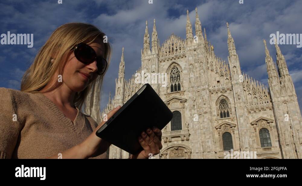 Duomo architecture Stock Videos & Footage - HD and 4K Video Clips - Alamy