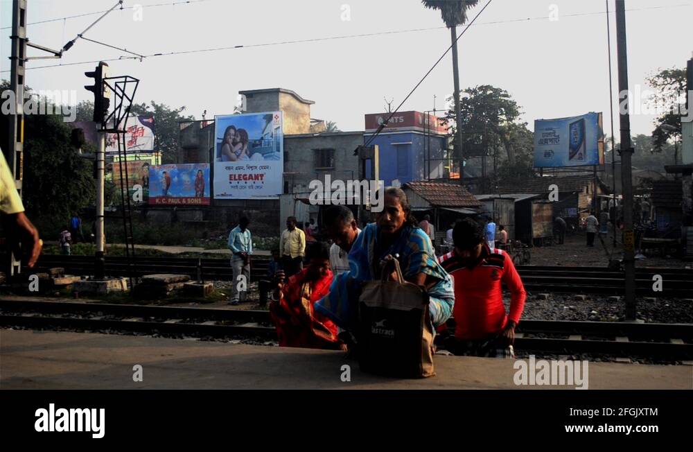 Indian railway crossing Stock Videos & Footage - HD and 4K Video Clips ...
