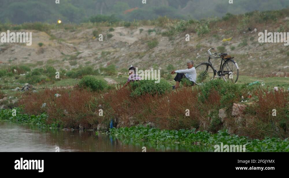 Red indians Stock Videos & Footage - HD and 4K Video Clips - Alamy