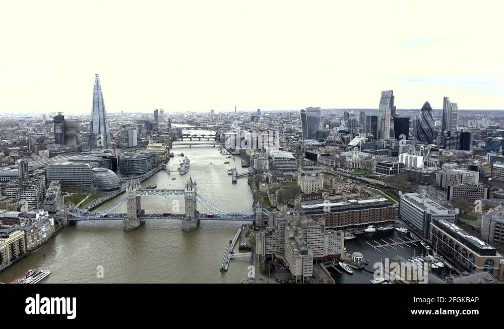 British iconic landmarks Stock Videos & Footage - HD and 4K Video Clips ...