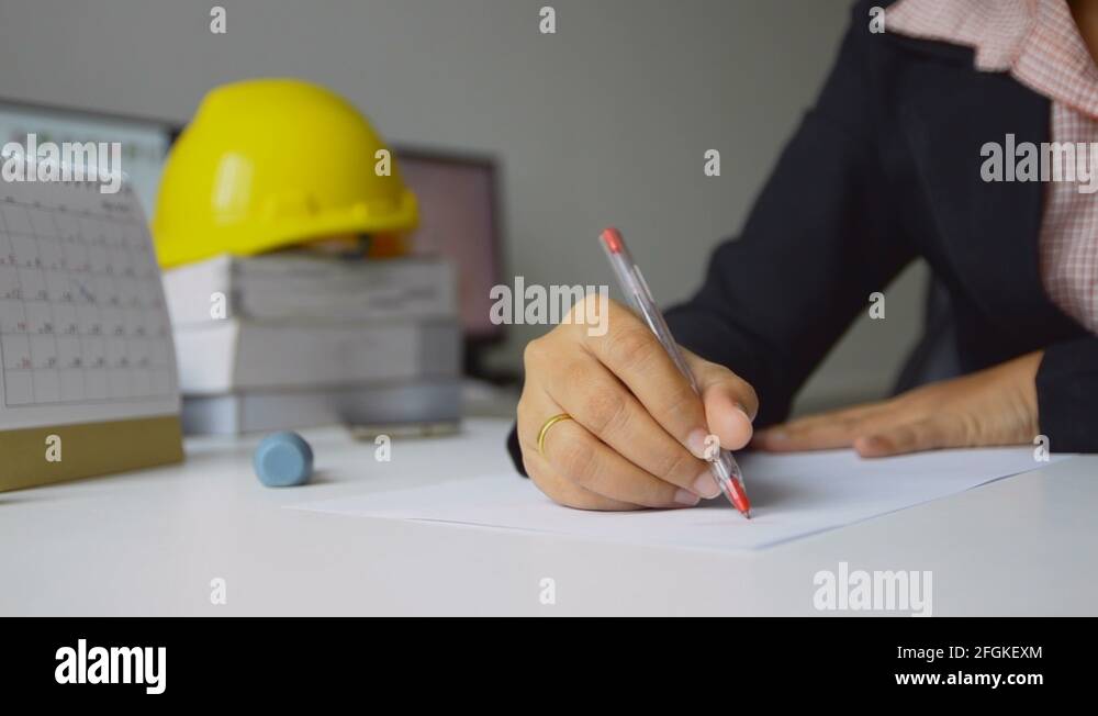 Draw draft Stock Videos & Footage - HD and 4K Video Clips - Alamy