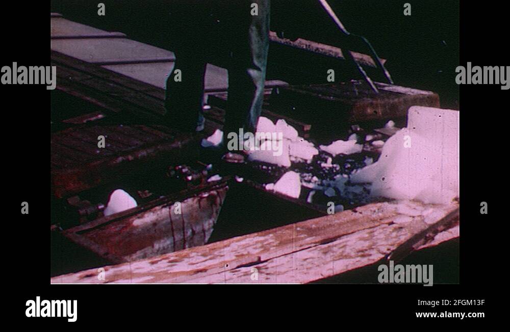 Slide with bend Stock Videos & Footage - HD and 4K Video Clips - Alamy