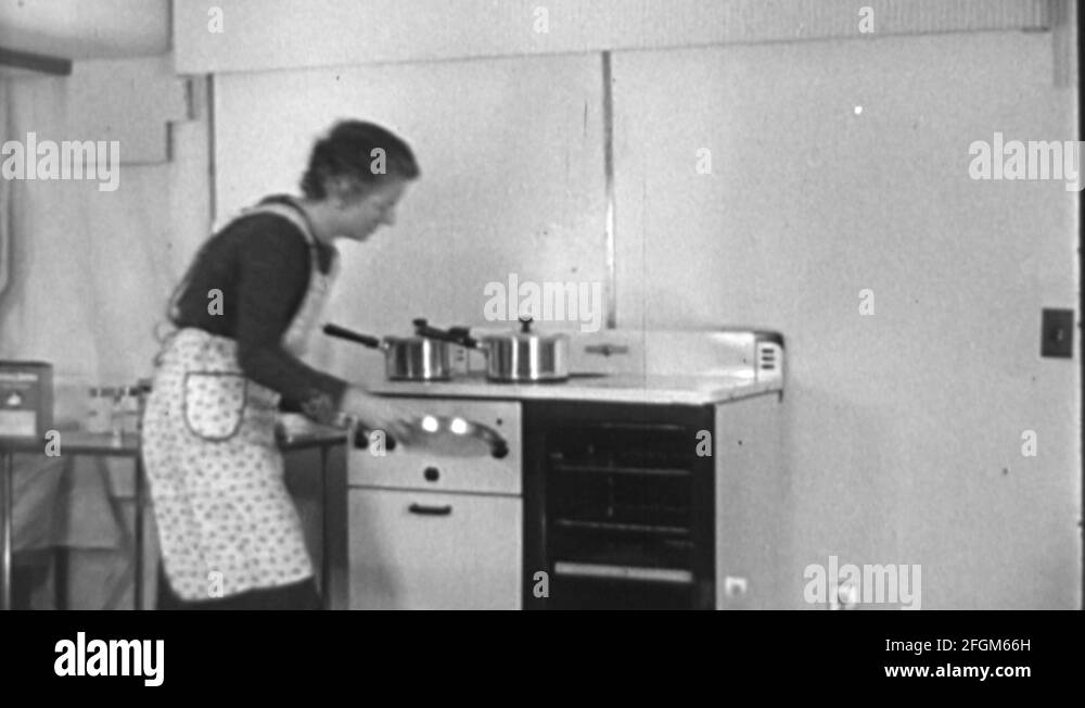 1940s home kitchen Stock Videos & Footage - HD and 4K Video Clips - Alamy