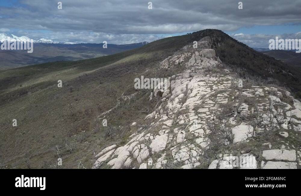 Volcanic ridge Stock Videos & Footage - HD and 4K Video Clips - Alamy