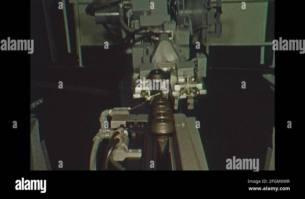Piston arm Stock Videos & Footage - HD and 4K Video Clips - Alamy