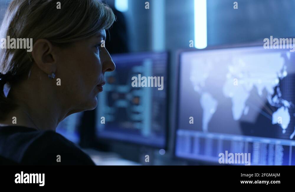 Employee government Stock Videos & Footage - HD and 4K Video Clips - Alamy