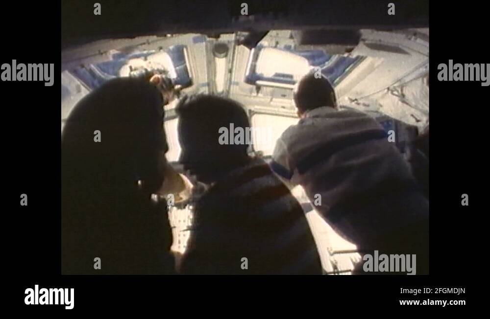 Digital autopilot Stock Videos & Footage - HD and 4K Video Clips - Alamy