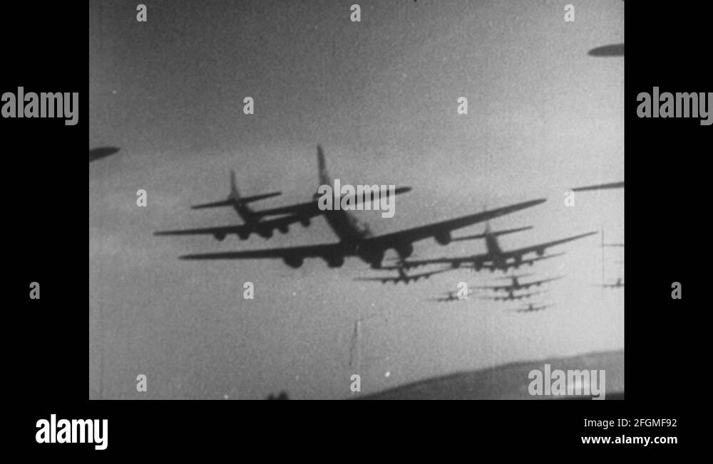 1940s usa war planes Stock Videos & Footage - HD and 4K Video Clips - Alamy