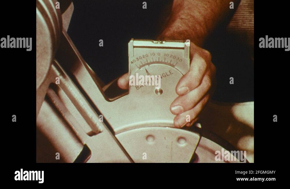 Measure man woman back to back Stock Videos & Footage - HD and 4K Video ...