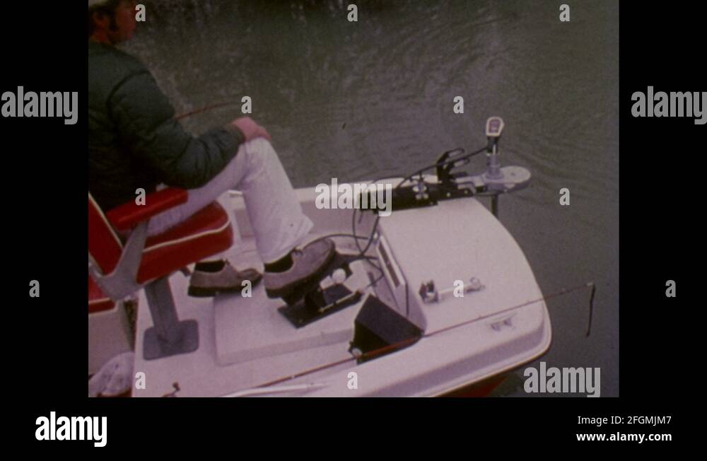 Foot pedal boat Stock Videos & Footage - HD and 4K Video Clips - Alamy