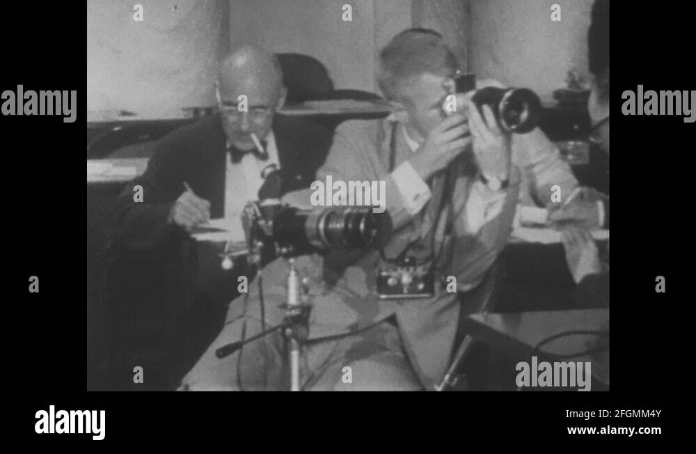 1950s reporters Stock Videos & Footage - HD and 4K Video Clips - Alamy