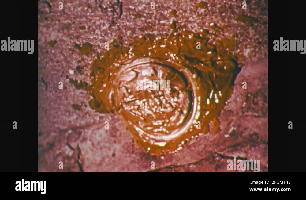 Tomb marking Stock Videos & Footage - HD and 4K Video Clips - Alamy