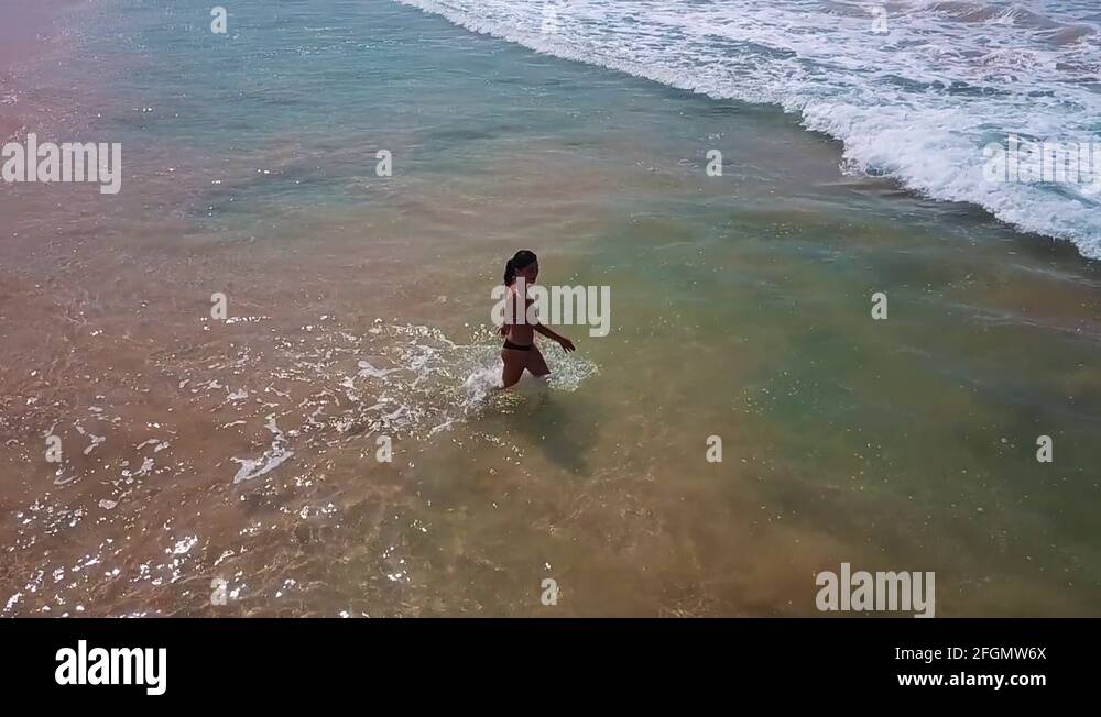 Tracing waves Stock Videos & Footage - HD and 4K Video Clips - Alamy