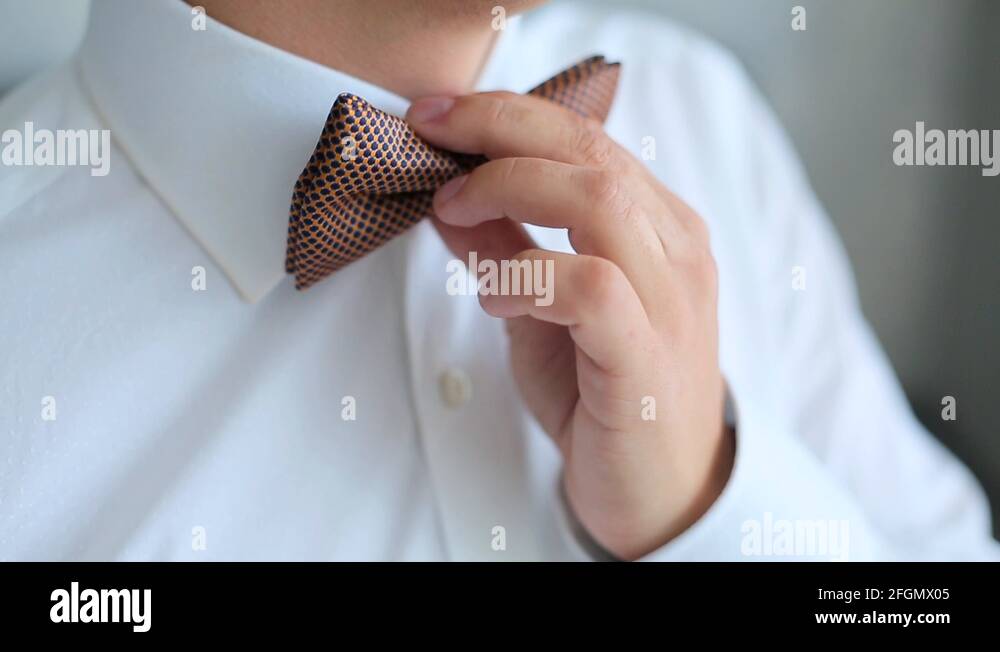 Tie clothes Stock Videos & Footage - HD and 4K Video Clips - Alamy