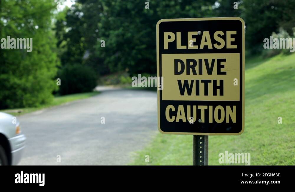 Car leaving drive Stock Videos & Footage - HD and 4K Video Clips - Alamy