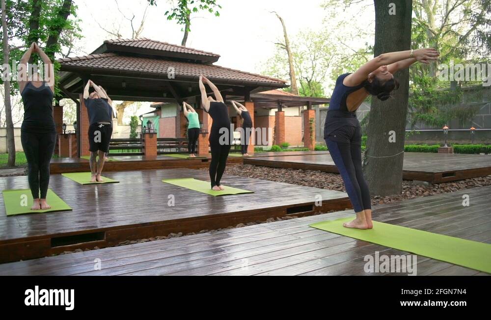 People bending Stock Videos & Footage - HD and 4K Video Clips - Alamy