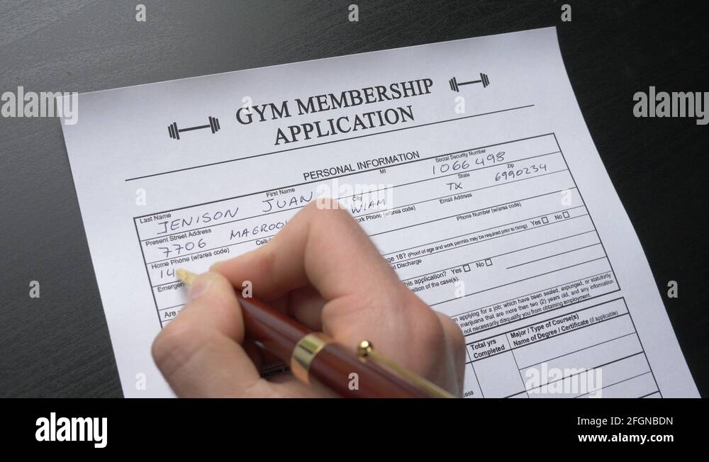 Gym membership form Stock Videos & Footage - HD and 4K Video Clips - Alamy