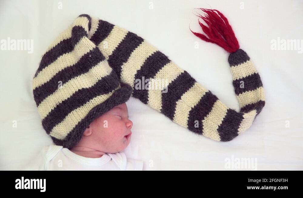 Sleeping elf Stock Videos & Footage - HD and 4K Video Clips - Alamy