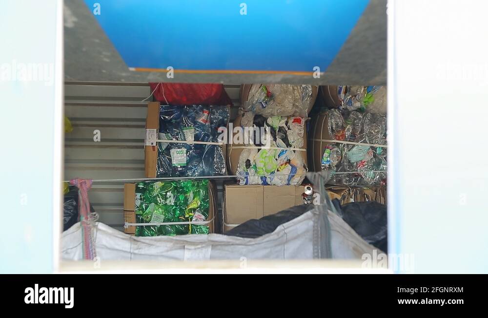 Recycling piles Stock Videos & Footage - HD and 4K Video Clips - Alamy