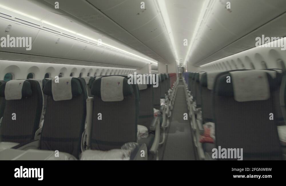 Airplane corridor Stock Videos & Footage - HD and 4K Video Clips - Alamy