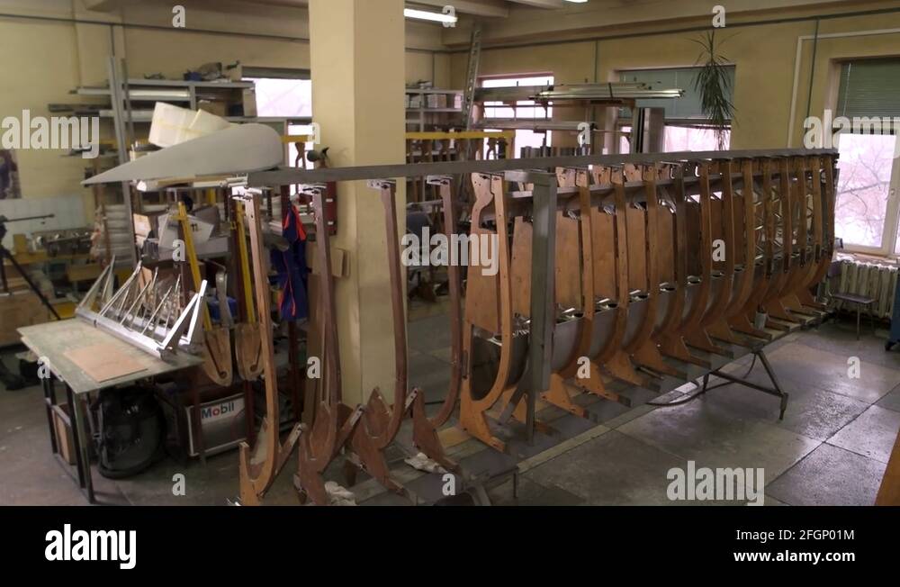 Tool racks Stock Videos & Footage - HD and 4K Video Clips - Alamy