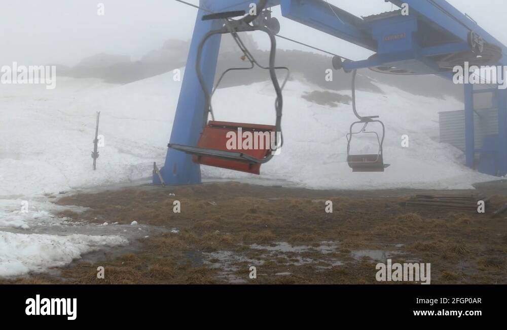 Horizontal lift Stock Videos & Footage - HD and 4K Video Clips - Alamy